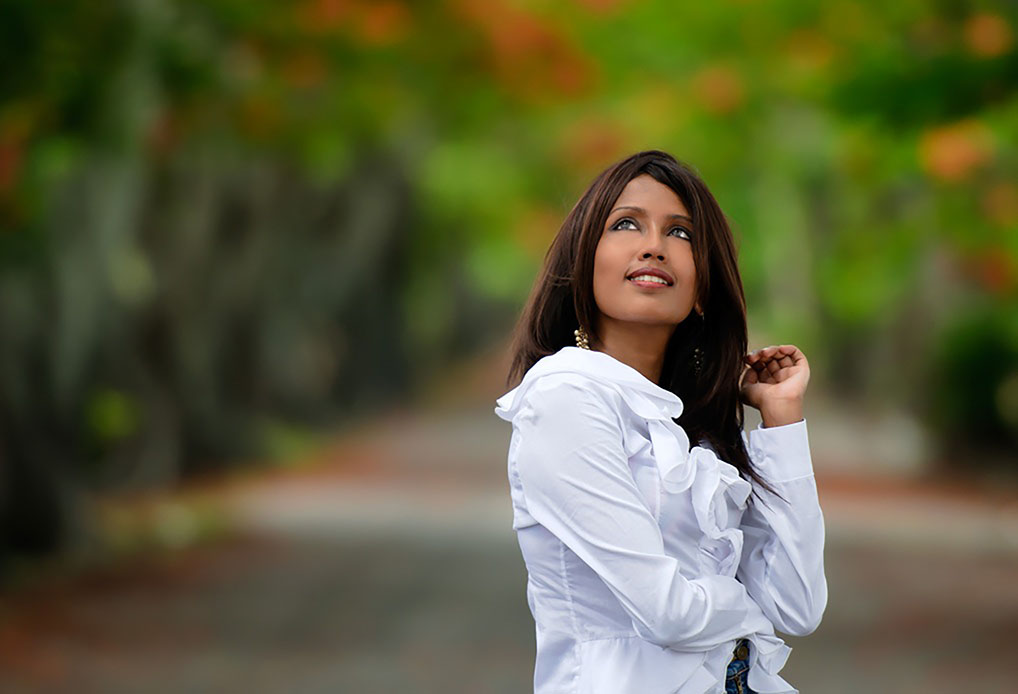 Deeya Beerjafan | Double face - PEOPLE Magazine